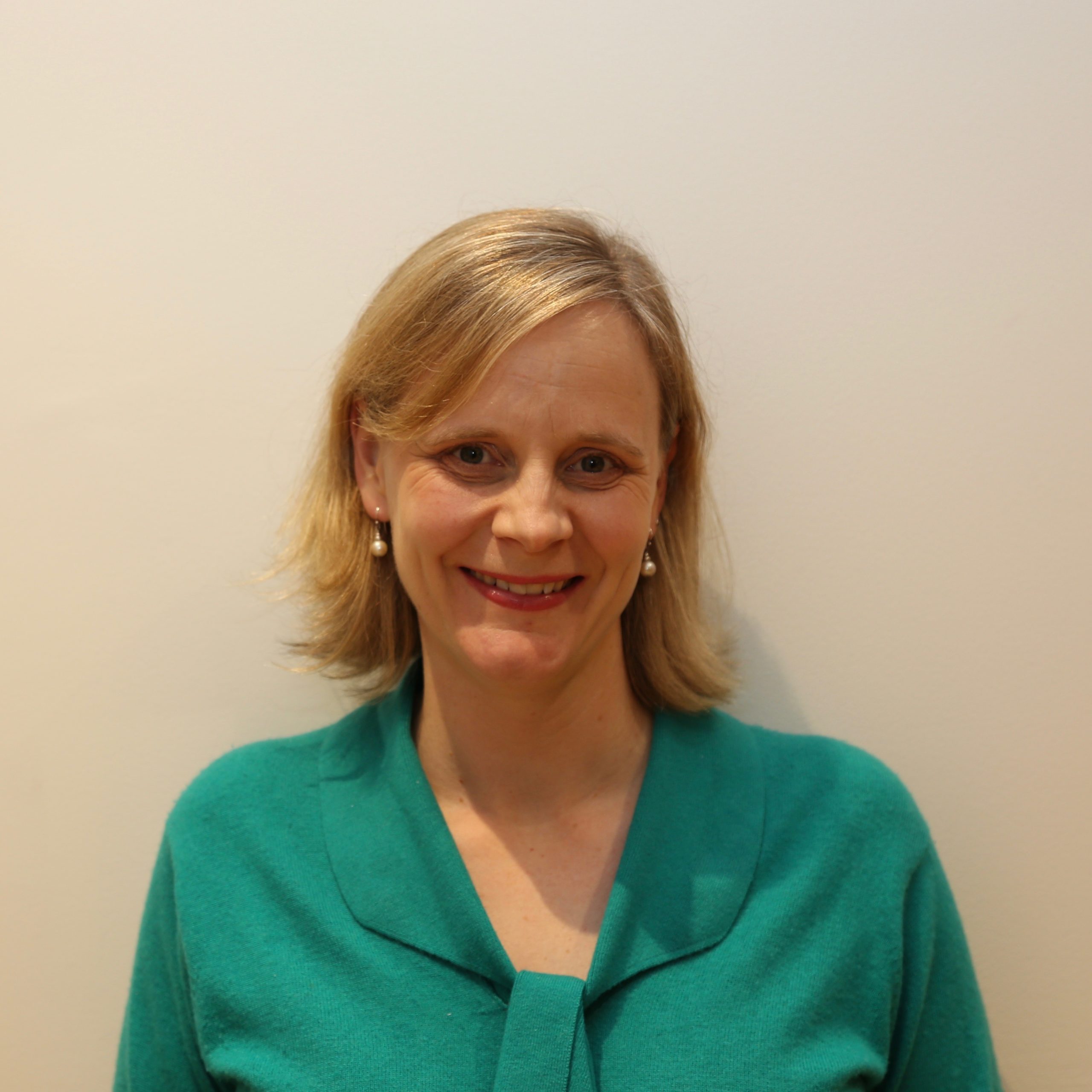 Laura Benn's Instagram, Twitter & Facebook on IDCrawl